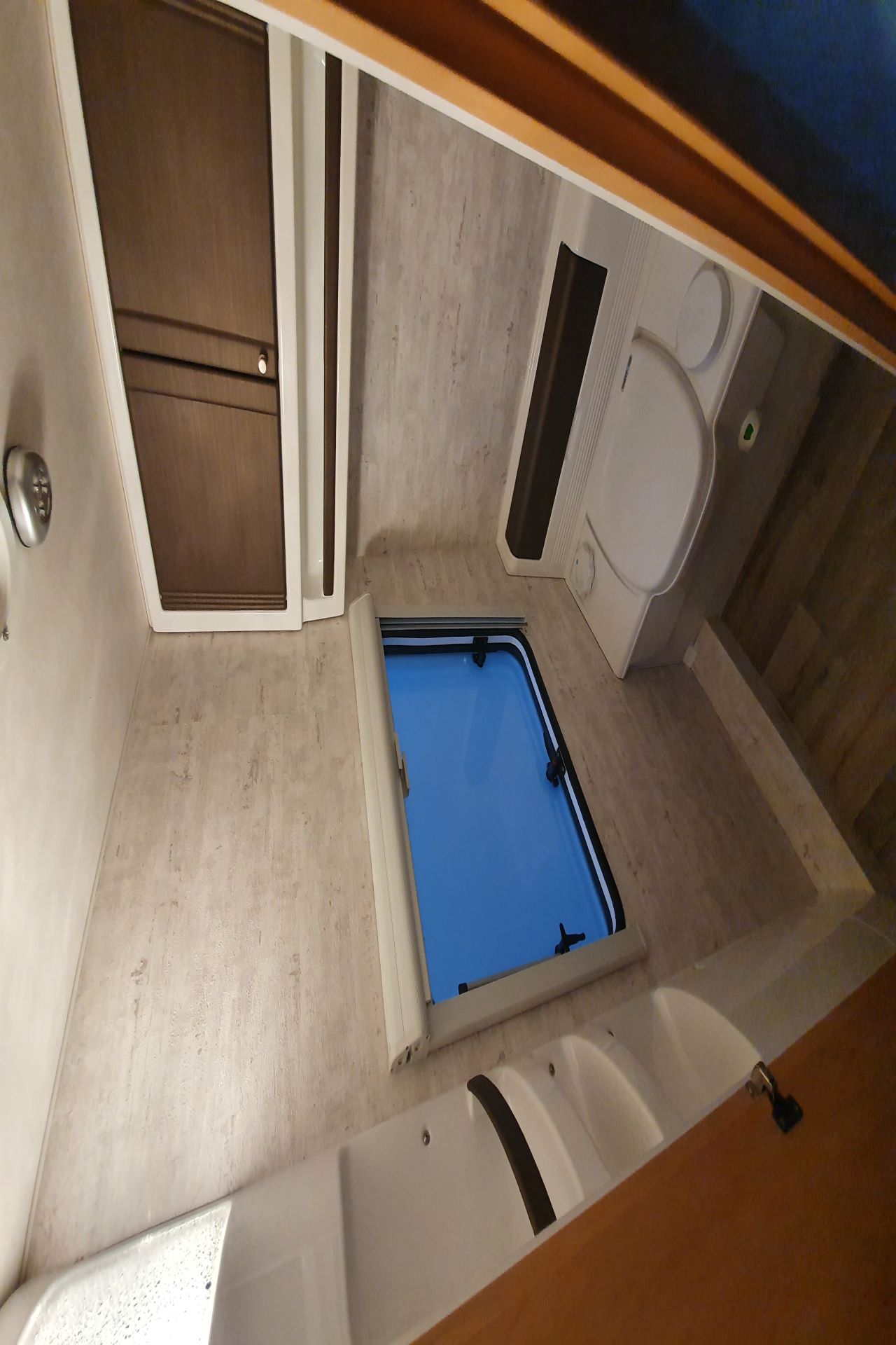 Toms Caravan Garage - Toms Caravan Garage